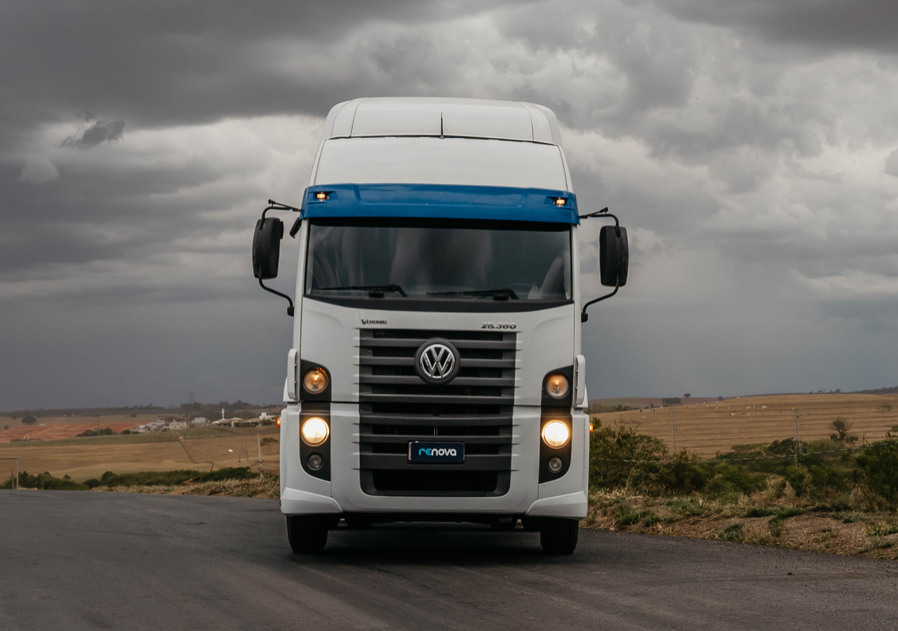 Volkswagen 25.360 Modelo 2022 - Renova